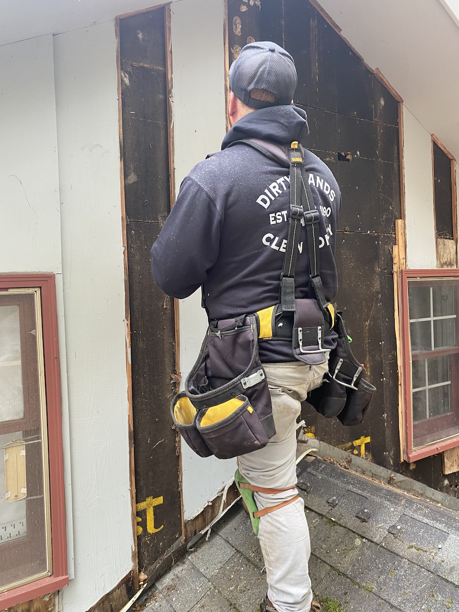 The Advantage of Blown-In Attic Insulation in Barrie